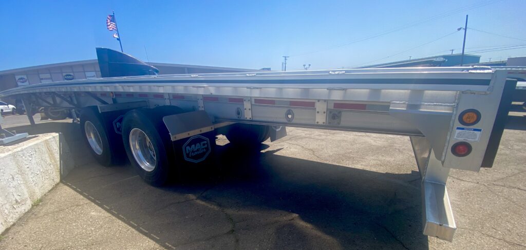 2025 MAC Flatbed | M52 Slide | 53' x 102" | Royal Truck & Utility Trailer
