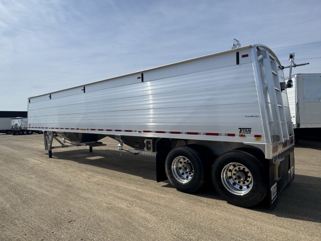 2025 Titan Hopper | Tandem | 40' | Royal Truck & Utility Trailer
