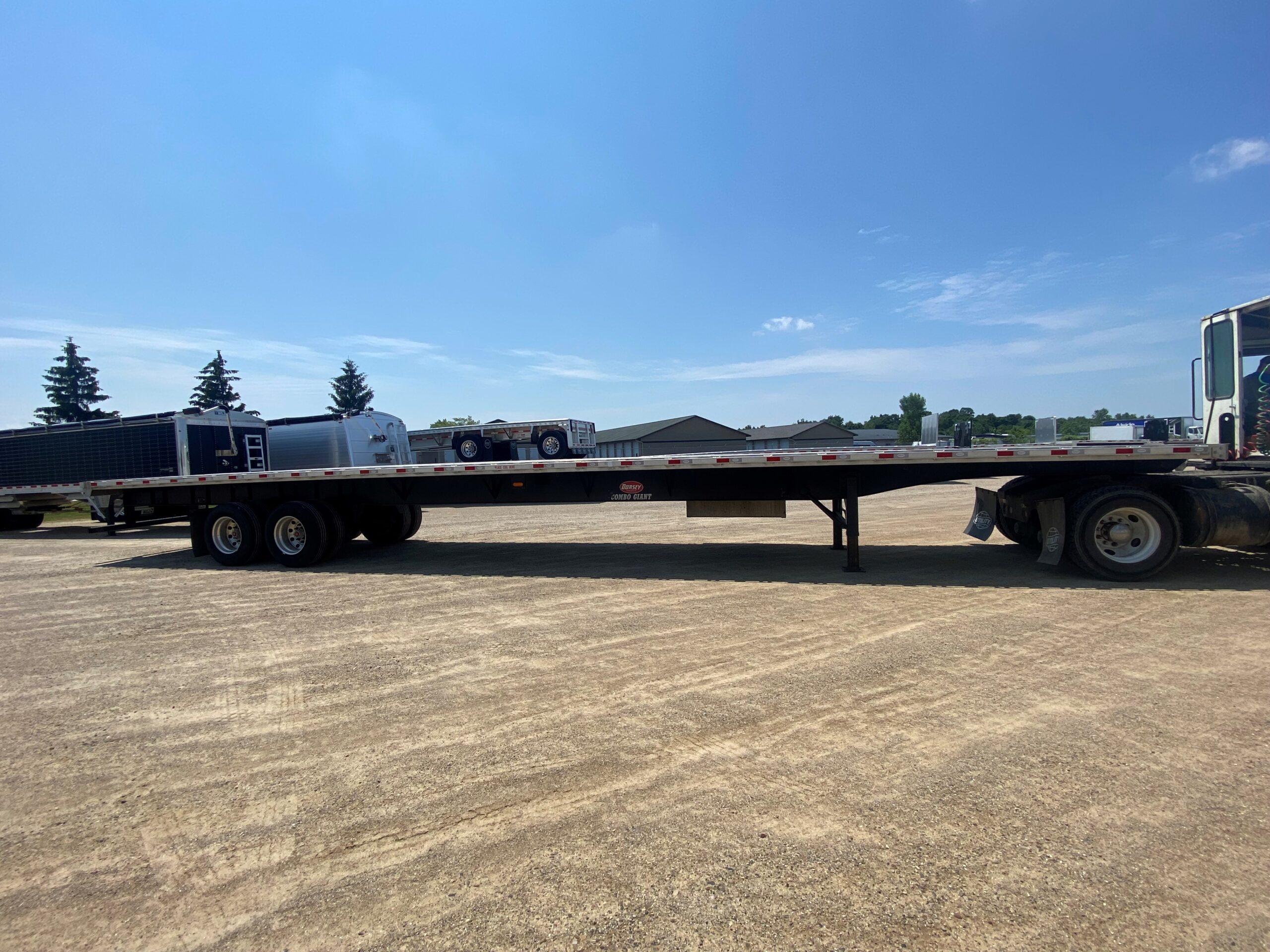 Royal Truck & Utility Trailer Inventory | New & Used Trailers