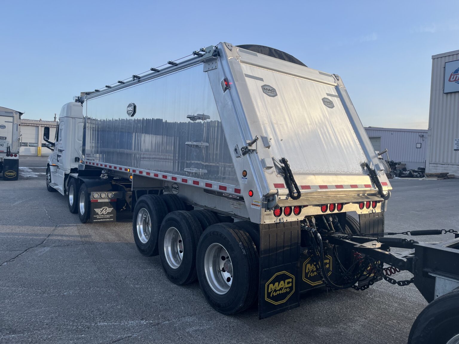 2026 MAC Aluminum Dump | Triple 10 | PLUS | Royal Truck & Utility Trailer