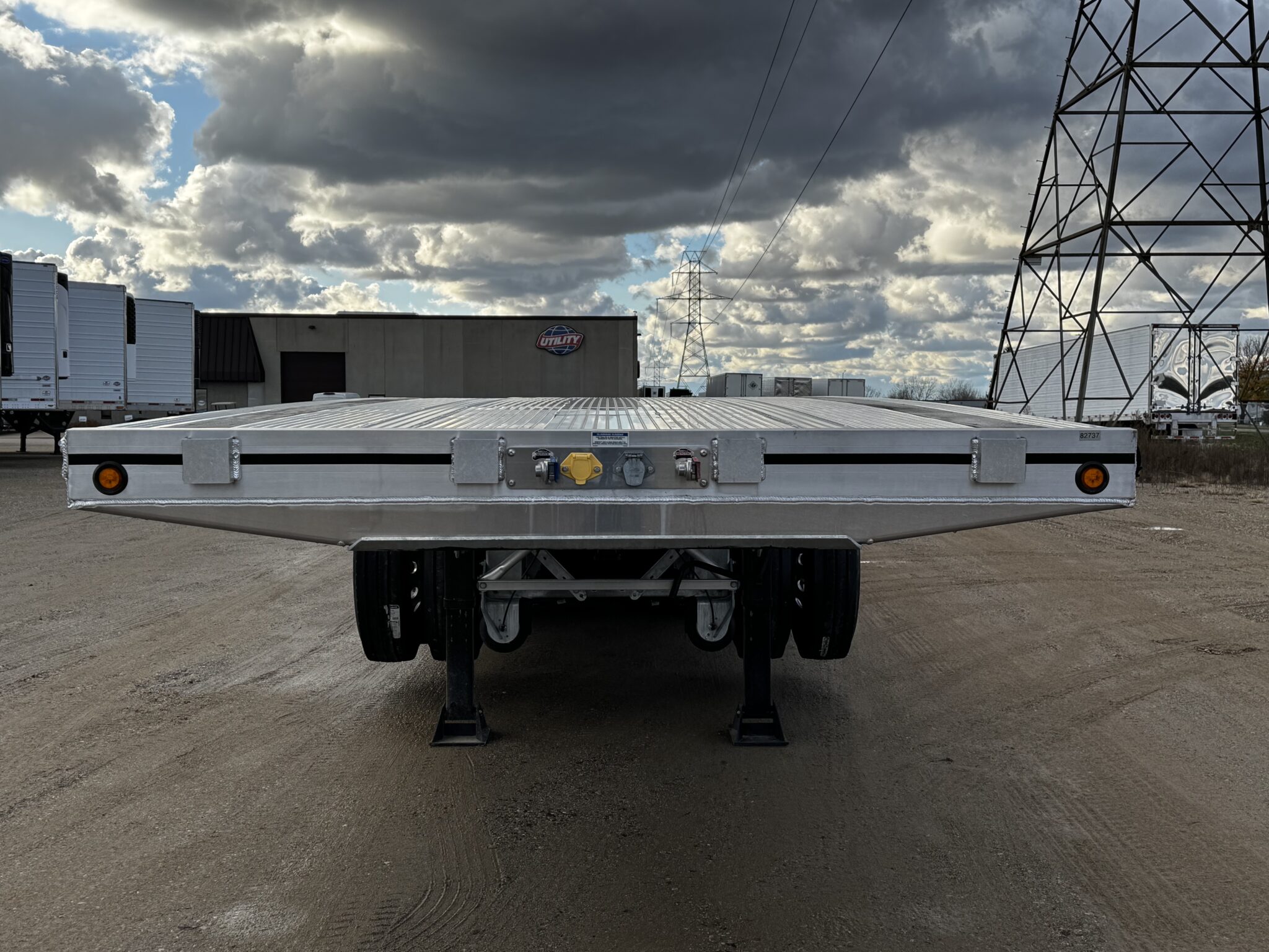 2026 MAC Flatbed | B-Train | 8-Axle | Royal Truck & Utility Trailer