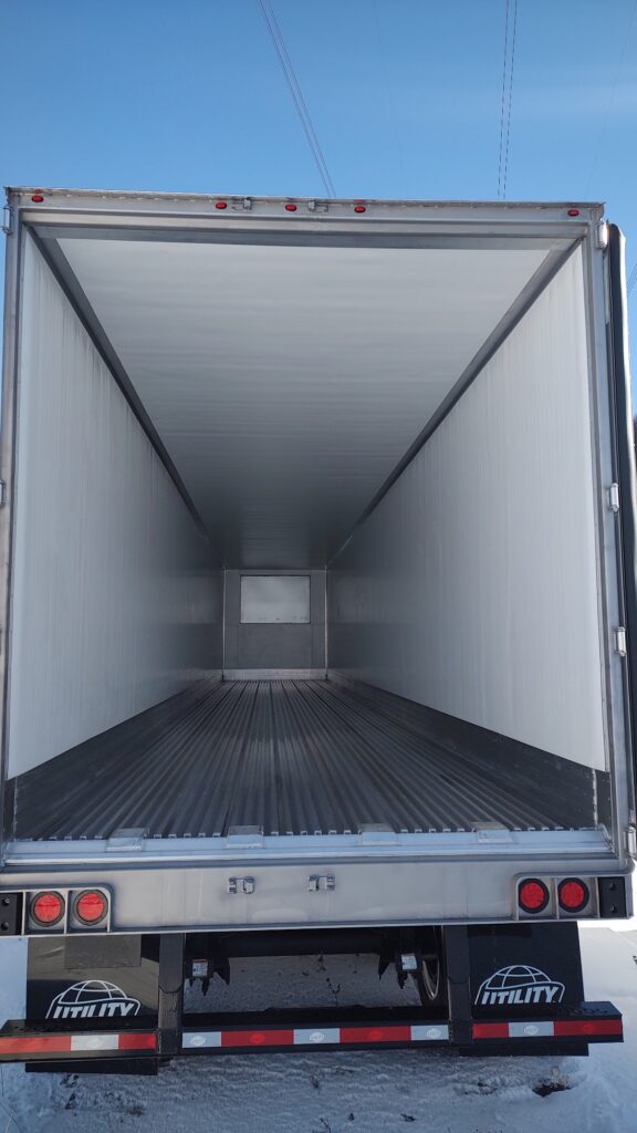 2026 Utility Reefer | Royal STANDARD | Duct Floor | Royal Truck ...